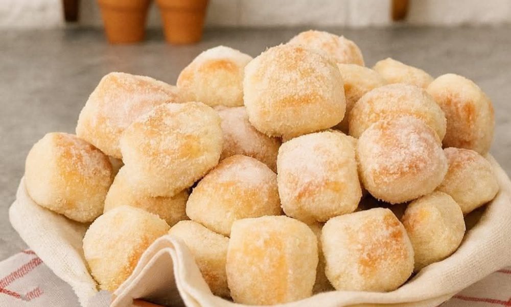Biscoitinho de Coco Fácil e Delicioso: Receita Caseira que Derrete na ...
